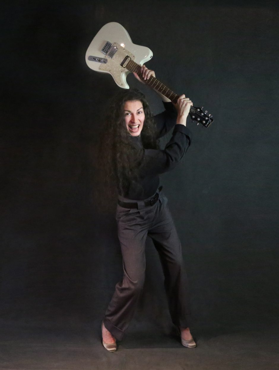 Ana Patan – Spice, Gold And Tales Untold – MunichTalk